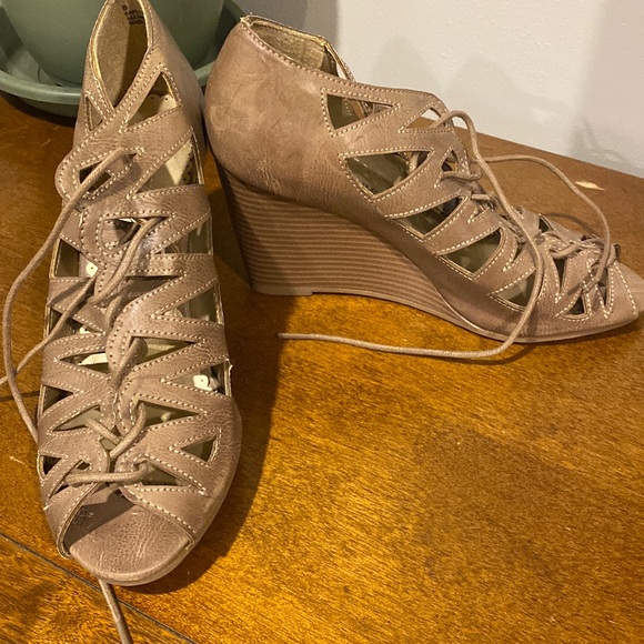 Rampage | Shoes | Rampage Kaylor Beigebrown Lace Up Wedge Size 8 | Poshmark